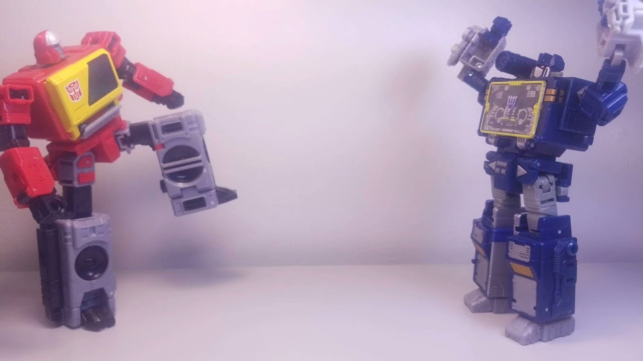 Blaster vs Soundwave Sound Battle Stop Motion - YouTube