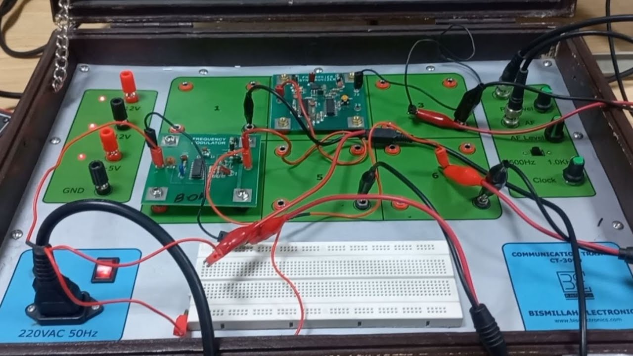 Frequency Modulation and Demodulation | CT-3000 Trainer - YouTube