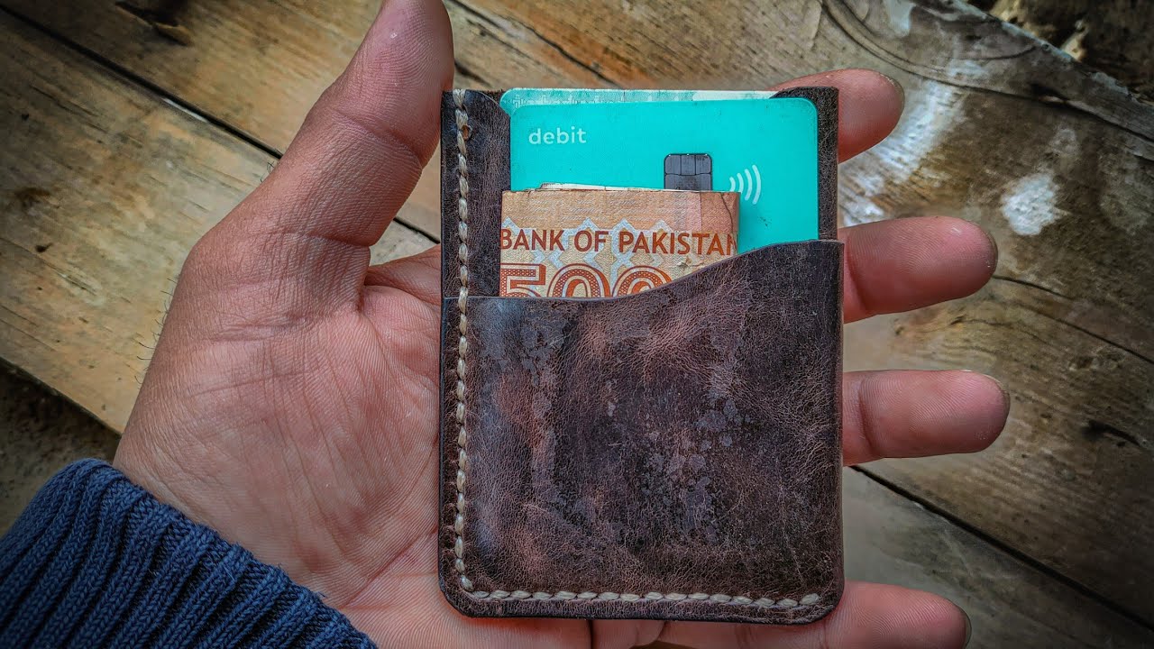 Making a HANDMADE CARD HOLDER ASMR Lawangin Leather - YouTube