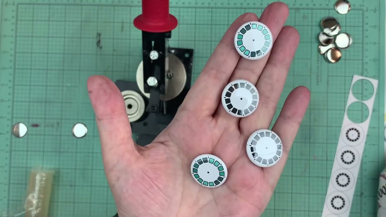 How to make DIY Flairs/Buttons - YouTube