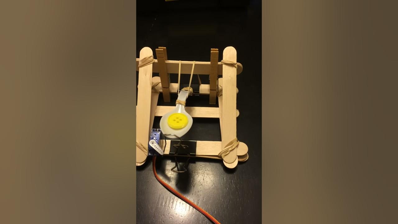 Catapult with Arduino - YouTube