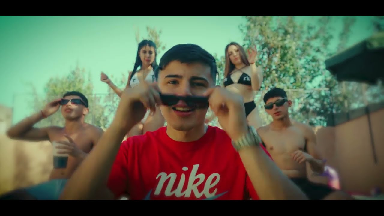 AREKO - IMPRESIONANTE (Video Oficial) - YouTube