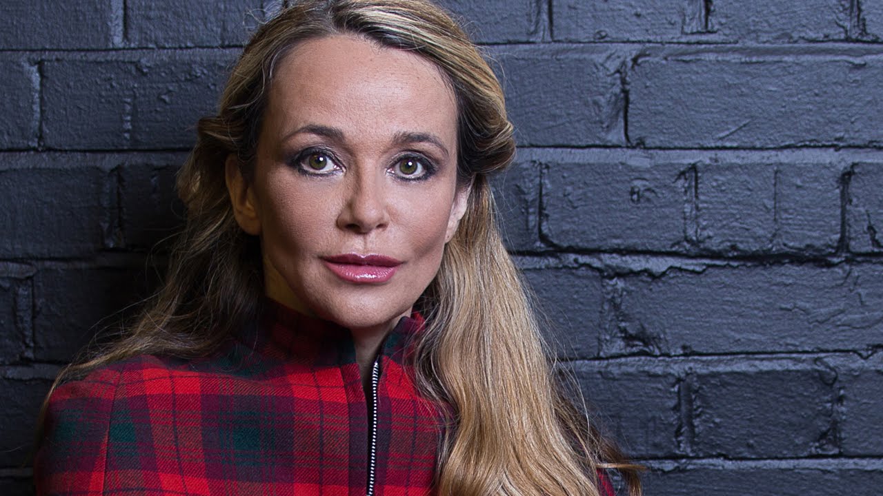 Annie - facilitator broadcaster, presenter at Great British Presenters ...