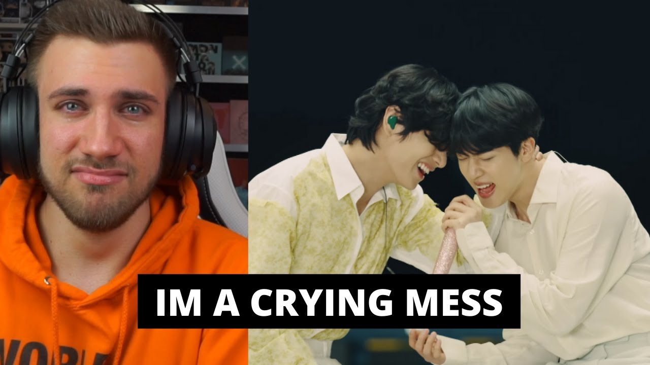 IM A CRYING MESS 😪🥺 BTS | Dear Class Of 2020 Live - Reaction - YouTube