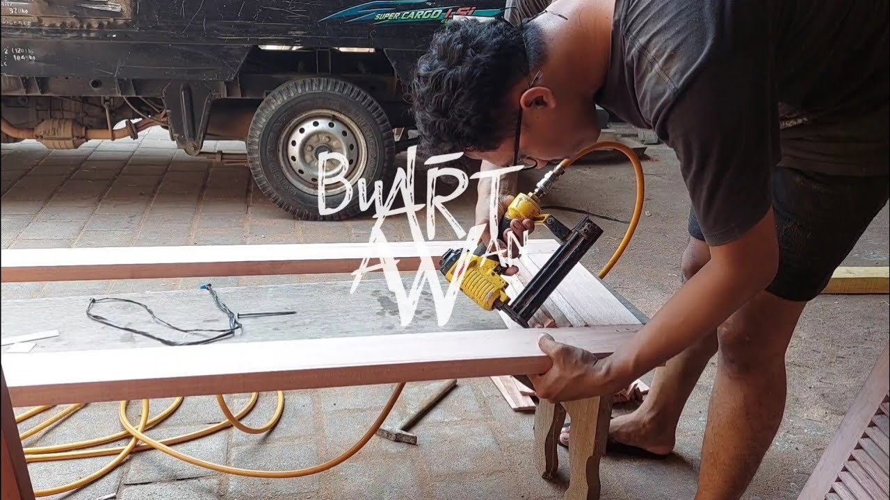 Proses Pemasangan Krepyak pada daun jendela #KutuKayu - YouTube