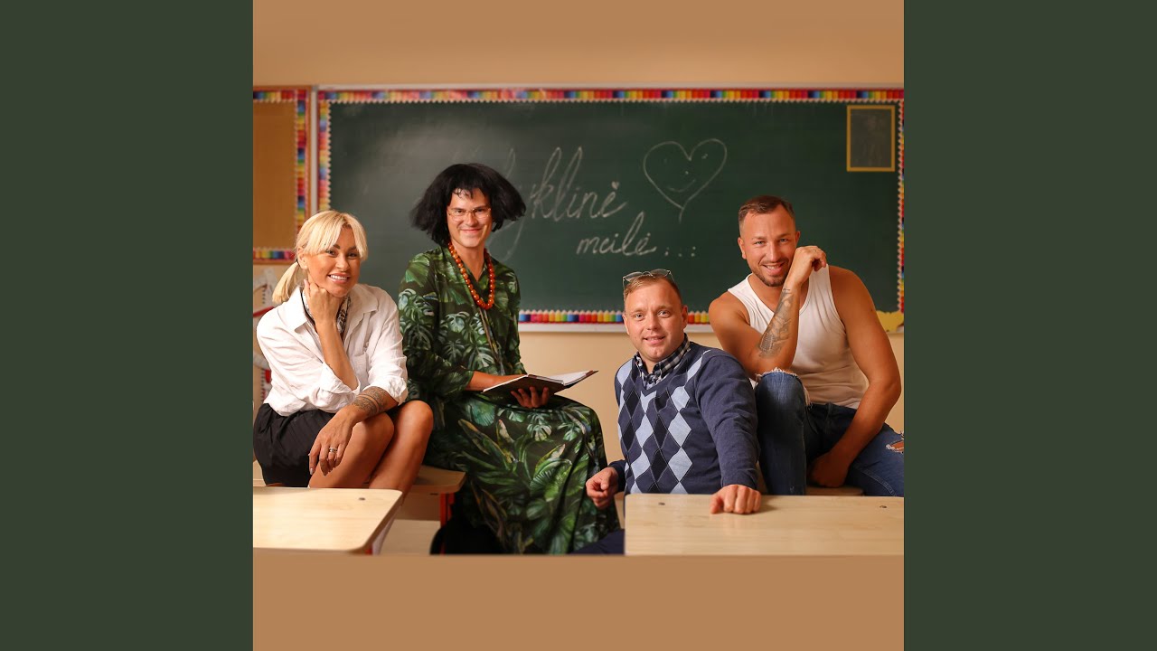 Mokyklinė meilė - YouTube