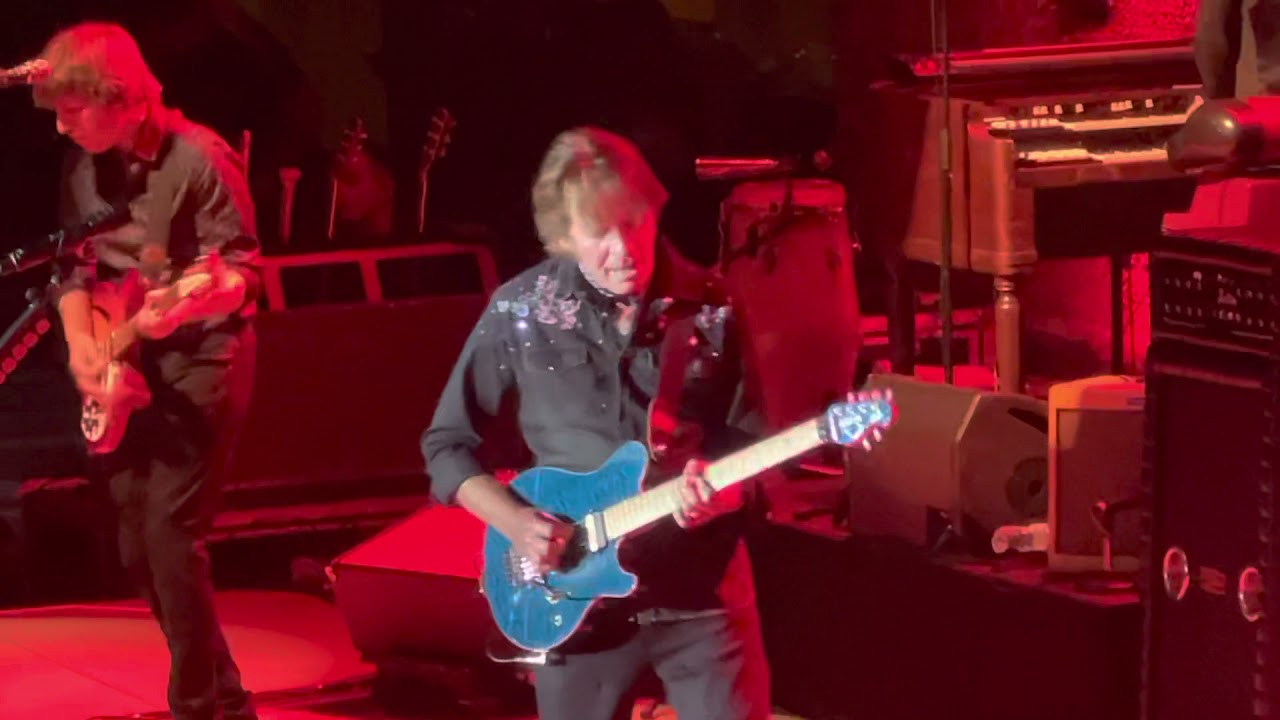 John Fogerty *Live* Keep On Chooglin’ (Creedence Clearwater Revival ...
