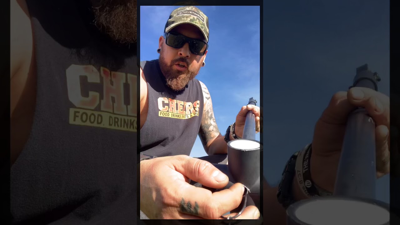 Homemade duck hunting floating mojo stand - YouTube