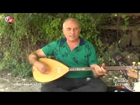 Köy Meydanında sazlı sözlü muhabbet ettiler. Vedat Abi'den türküler