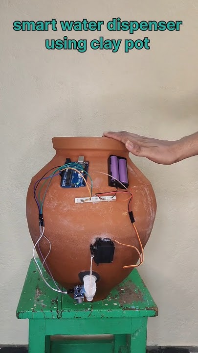 smart water dispenser using clay pot #shorts - YouTube