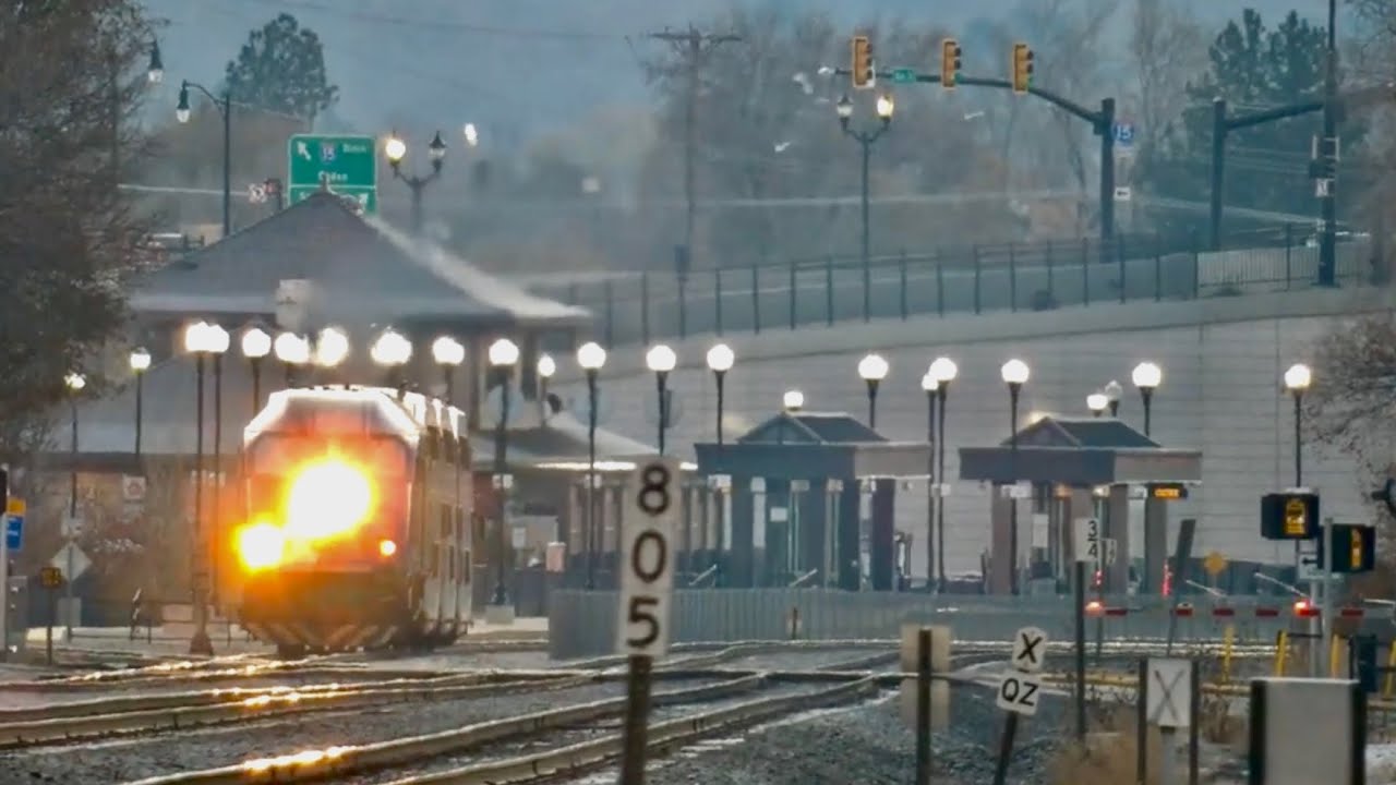 Early morning to Late morning Railfanning Layton UT - YouTube