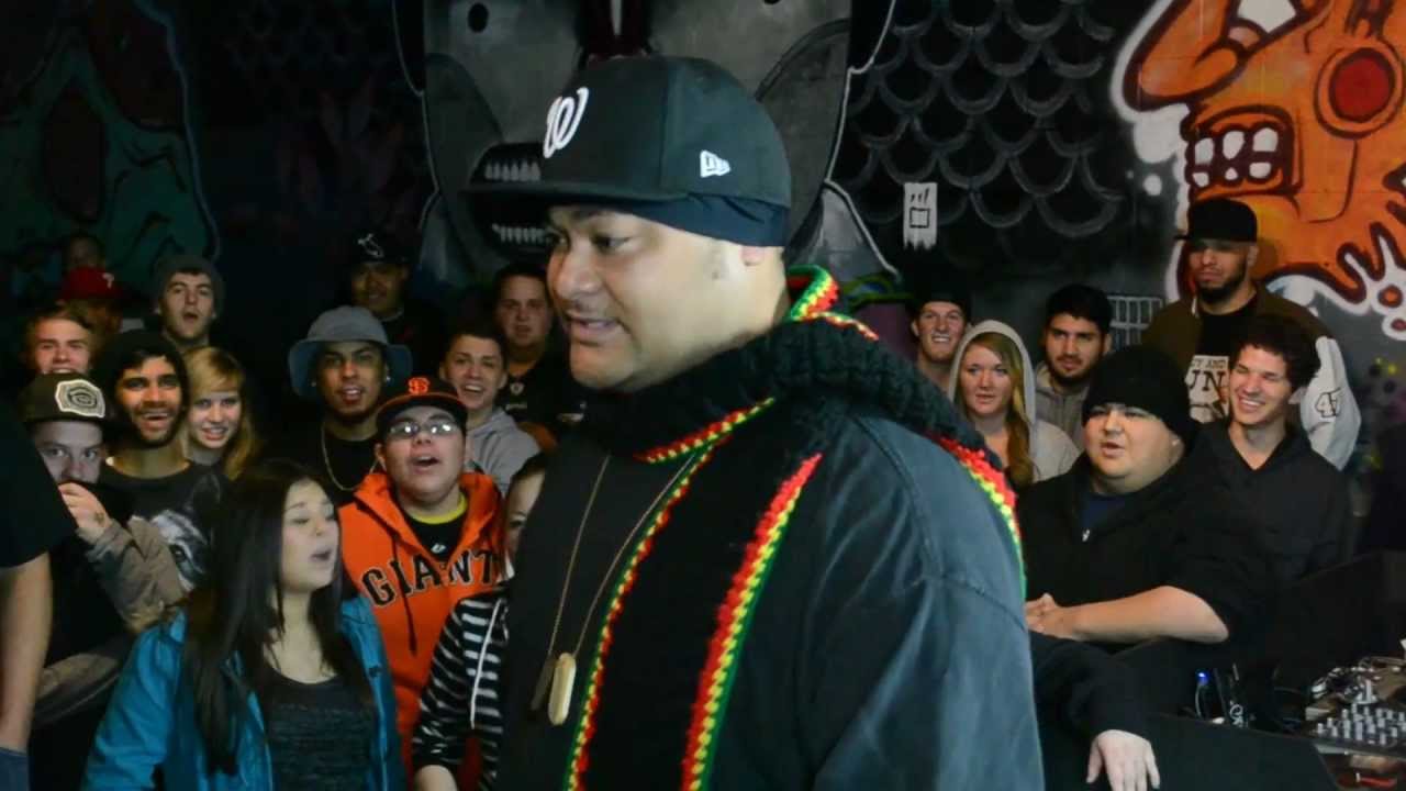 Mic Masters Presents: IV vs Decoy - YouTube