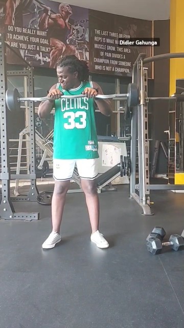 Eminem mockingbird 🎶 biceps workout 💪🏿 - YouTube
