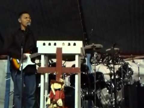 Navajo Gospel Recording Artist Robert Yazzie 'LIVE" - YouTube