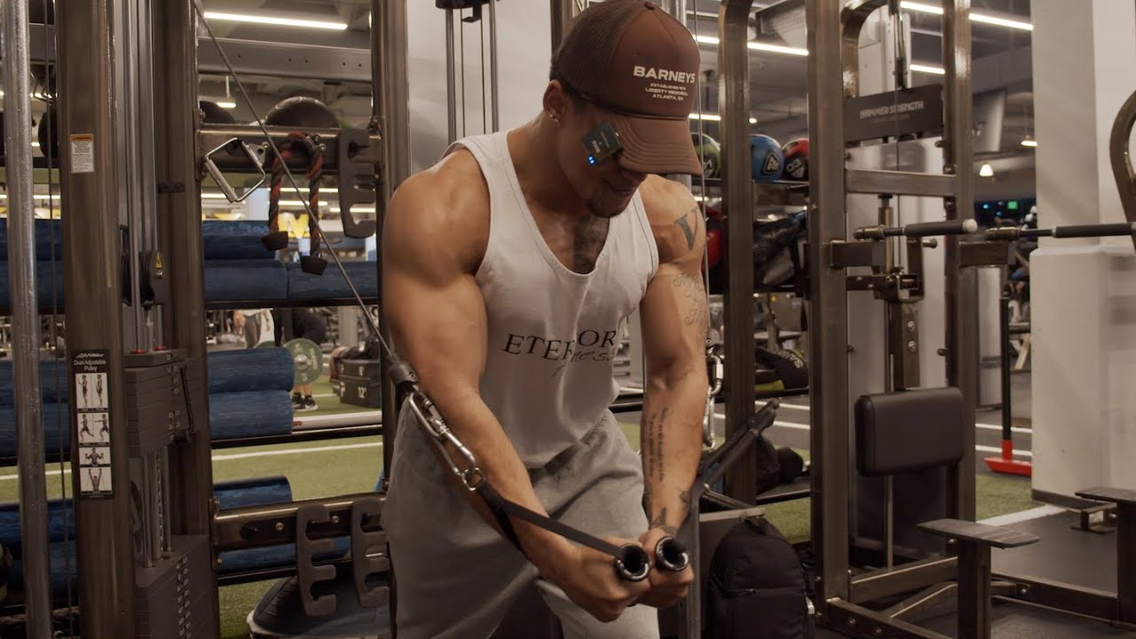 REAL TALK ep 009 A GOLD'S GYM LIFT | CORE & CARDIO | GOAL-MAKING ...