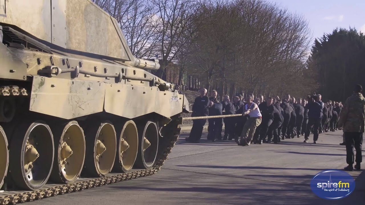 Royal Tank Regiment World Record Tank Pull Attempt - YouTube