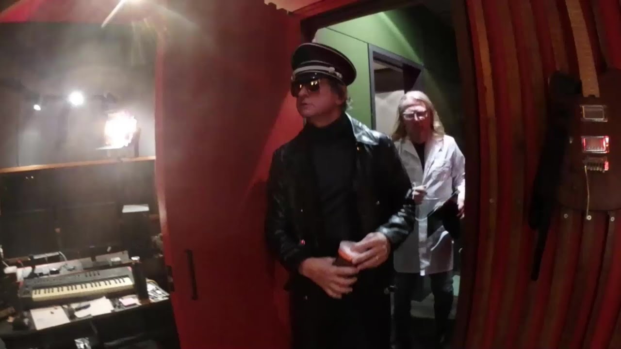 Collider Appear - YouTube