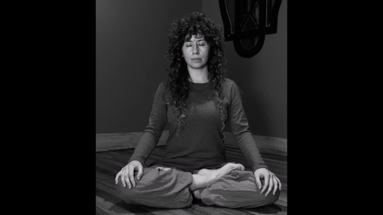 OM ANANDA NAMAHA 108 - Escuela Integral de Yoga - YouTube