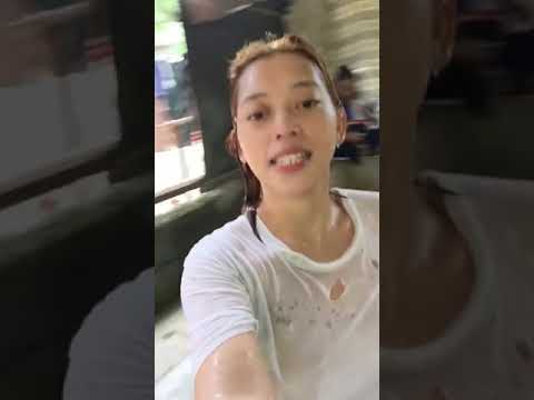 Awek Pinoy mandi nampak puting sambil twerk