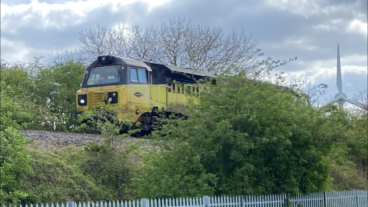 70816 Colas Rail Light loco 15:14 9L Carr Lane 21/4/2024 - YouTube