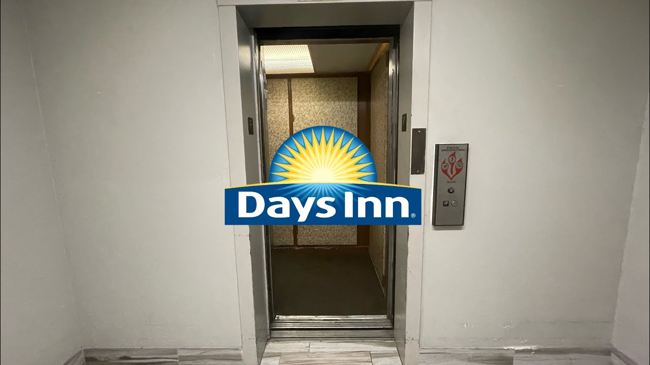 Modernized OTIS Lexan Hydraulic Elevator | Days Inn | Gatlinburg, TN ...