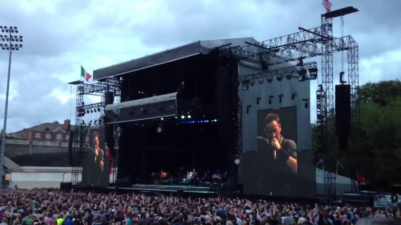 Bruce Springsteen - The River - Dublin, July 17th 2012 - YouTube