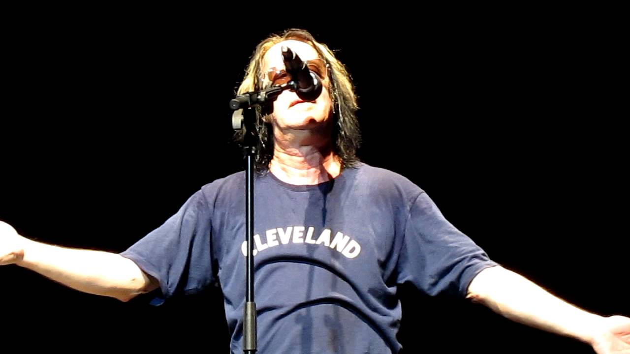 Todd Rundgren - Flaw (Cleveland 7/9/11) - YouTube