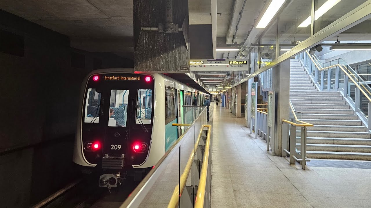 Docklands Light Railway New B23 Stock Departing Woolwich Arsenal to ...