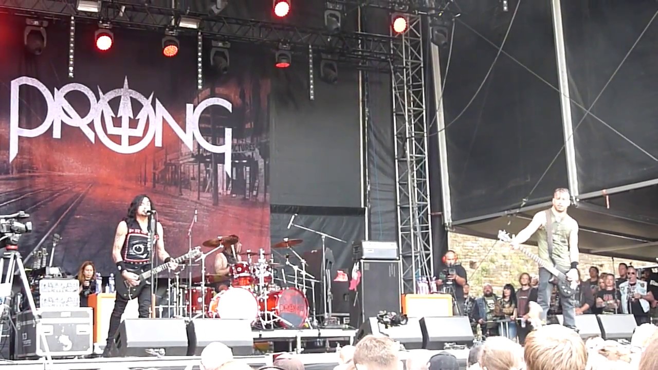 Prong - Broken Peace (live at Brutal Assault No.22 - 12.8.2017) - YouTube