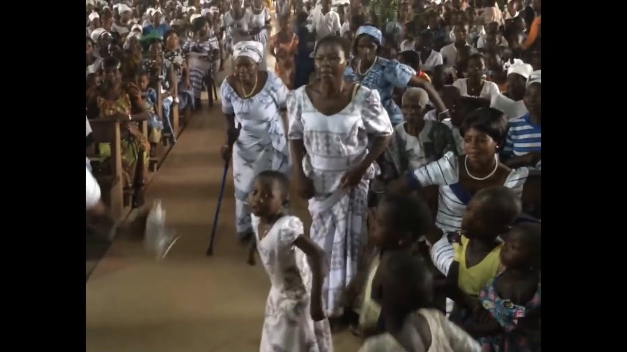 Africa: Ghana: Upper West: Village of Nandom: The Catholic Offertory ...
