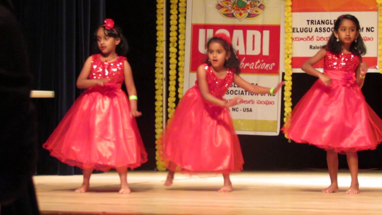 Charvi's TATA 2017 Ugadi Telugu Medley dance - YouTube