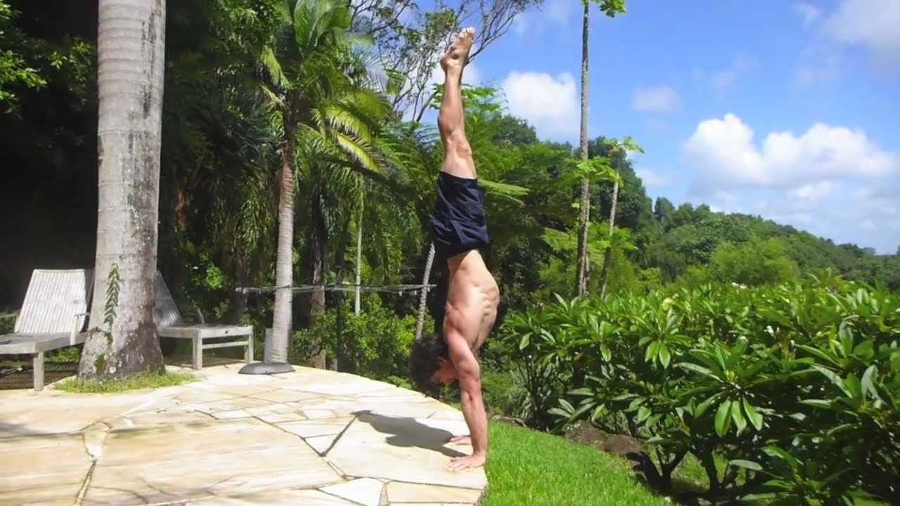 Extended Hollow Back Handstand Push Ups - YouTube