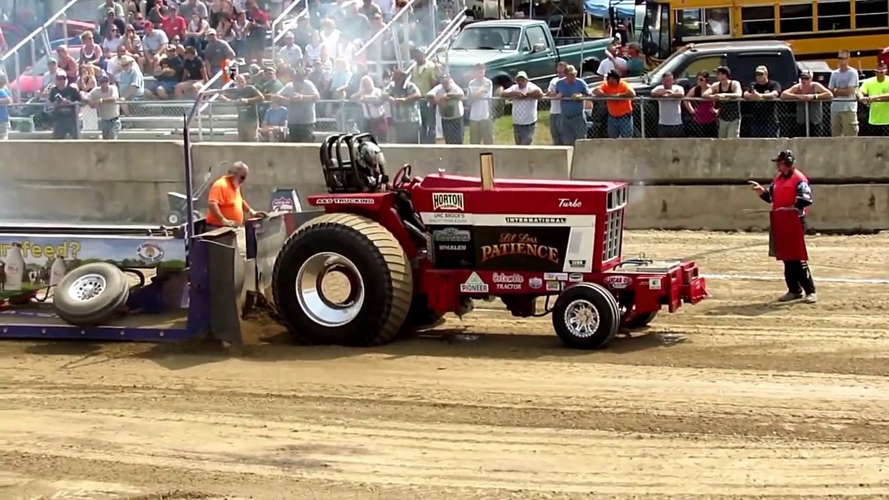 ASli !!! DRAG TRAKTOR Paling EXtrim Amerika - YouTube