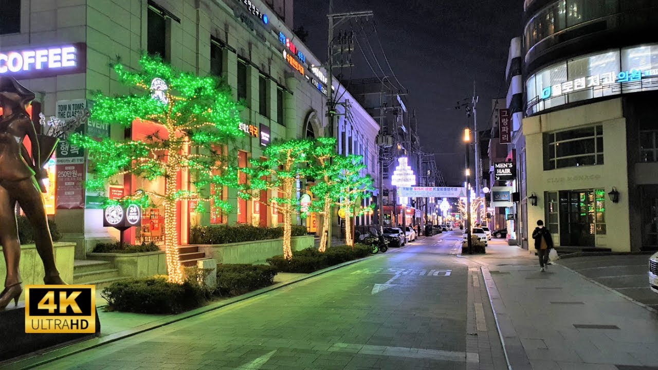 Seoul Night Walk | Walk in Trendy Apgujeong | Korea Travel 4K | Gangnam ...