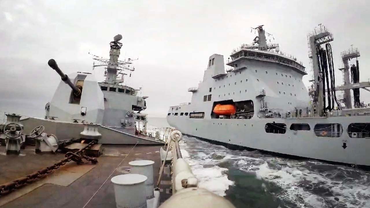 HMS Richmond conducts Replenishment at Sea with RFA Tidesurge - YouTube
