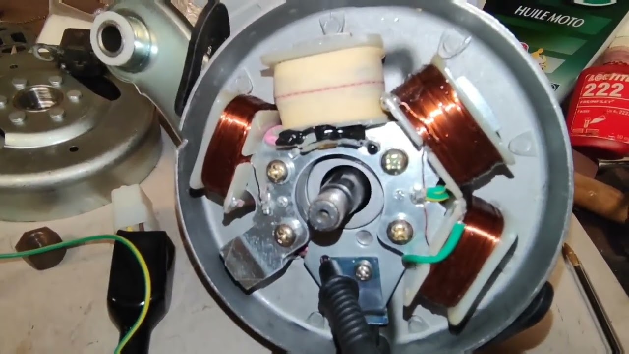 Contrôle allumage Peugeot 103 au multimètre - YouTube