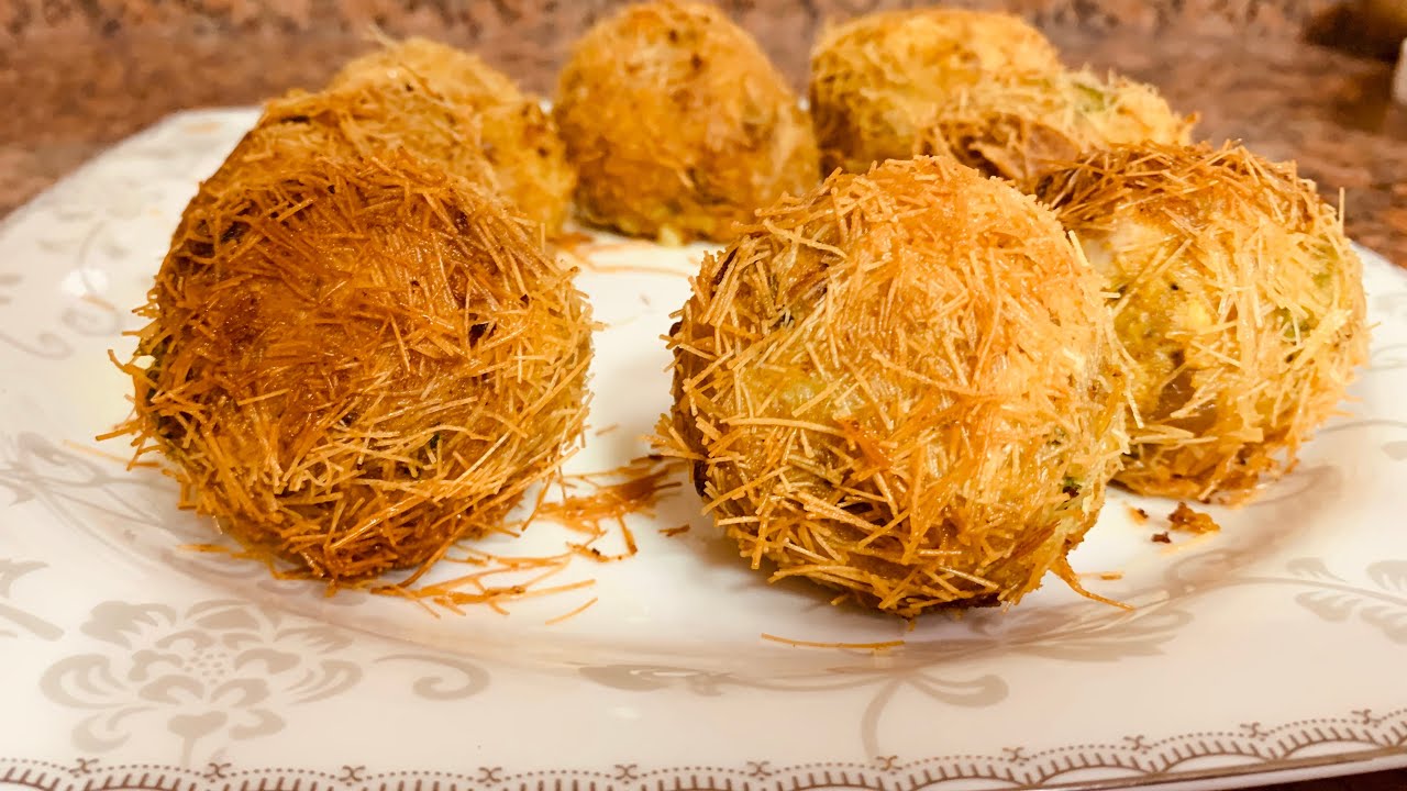 Kilikoodu/കിളിക്കൂട്/Malabar Special evening Snack/Bird Nest - YouTube