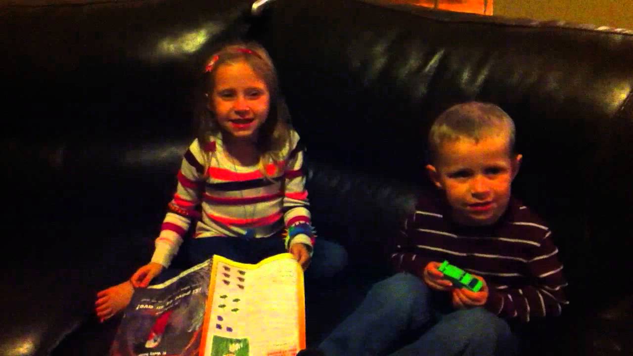 Mr Tom Turkey Thanksgiving Song - YouTube