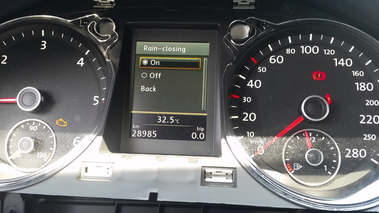 Passat B6 2006 2.0 TDI with 3C8920880G Color Premium Cluster - YouTube