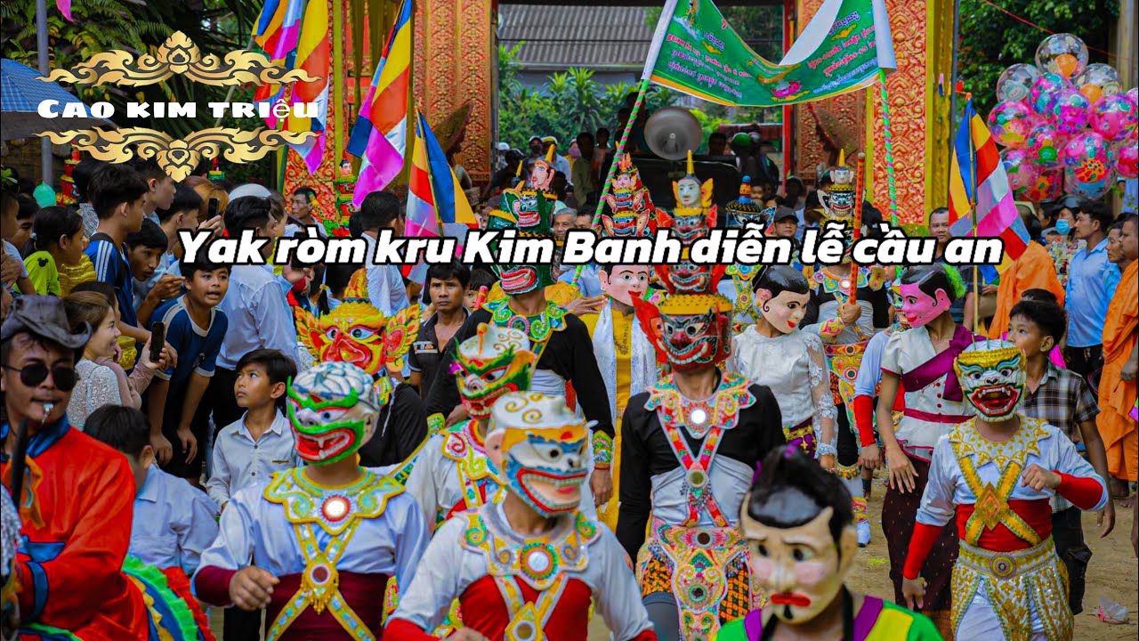 Yak ròm lễ cầu an ấp đôn chụm - YouTube