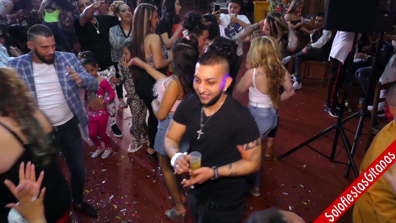 Solo Fiestas gitanas: El Cumple de Juan. Parte 5 - YouTube