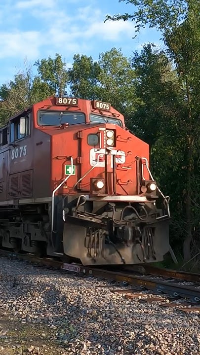 CP 8075 leads CPKC 100 south - YouTube