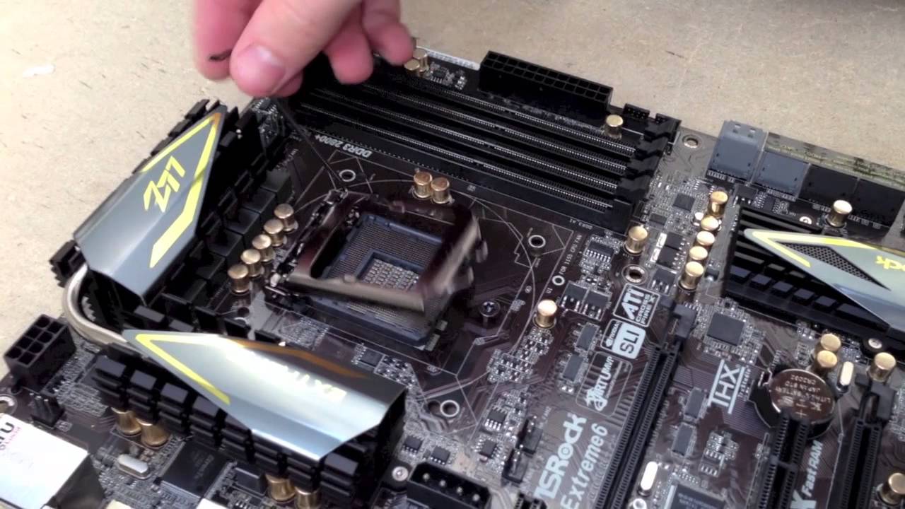 Montaggio CPU Intel su scheda madre - Prokoo.com - YouTube