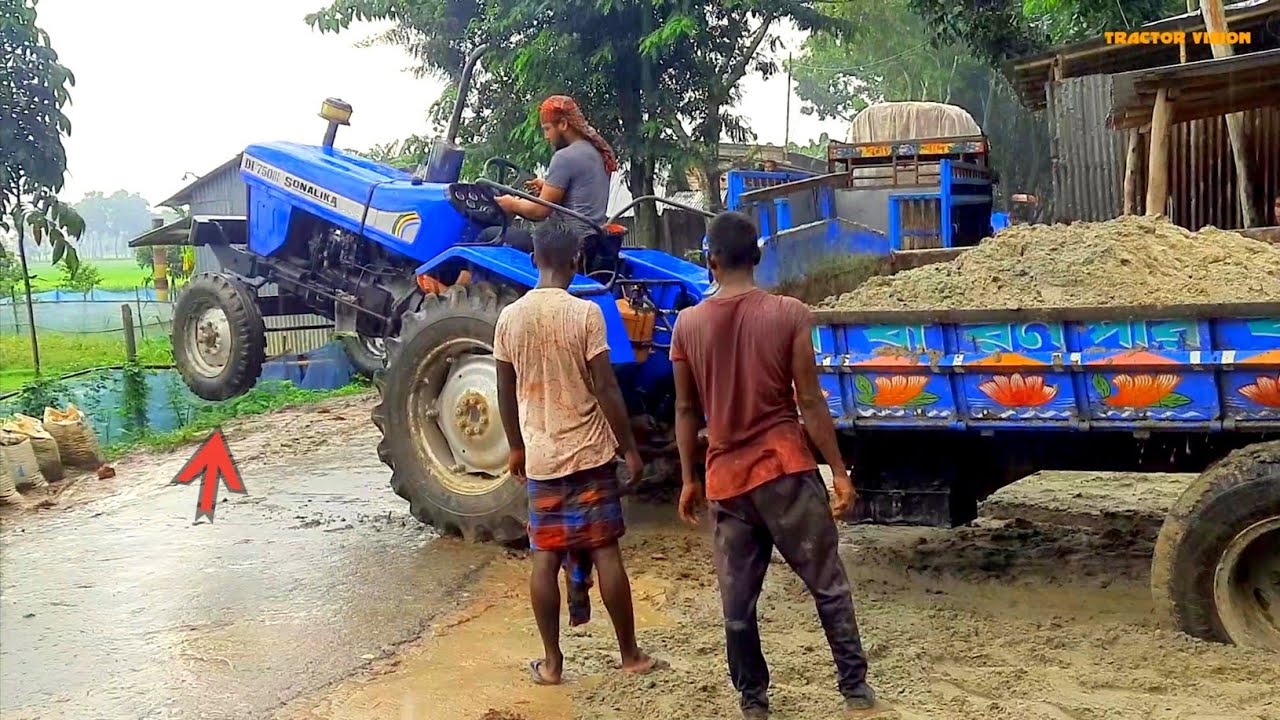 Sand load tractor in The Biggest River Unloading Digital hydraulic ...