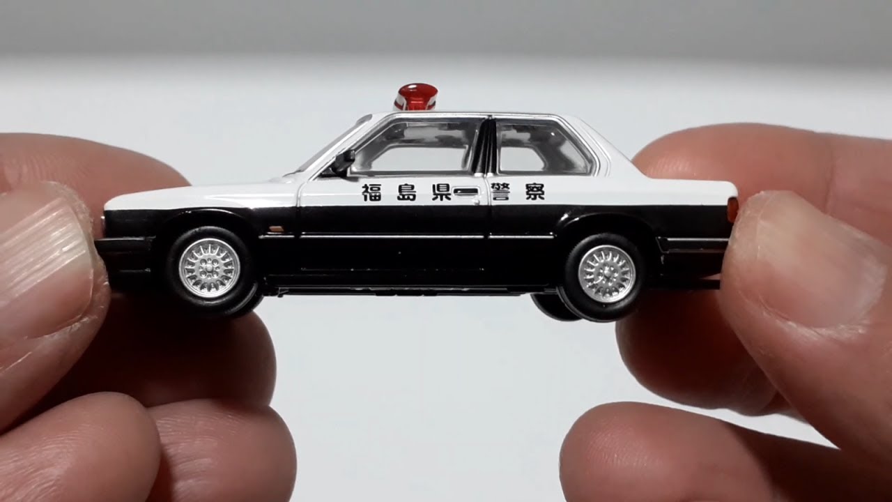 BMW 325i (E30) Japan Police 1/64 by Tomica - YouTube