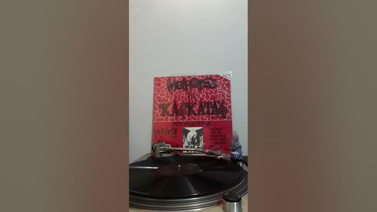 MEGA BASS ( PRODUCED BY DJ SILVINHO ) P1990. - YouTube