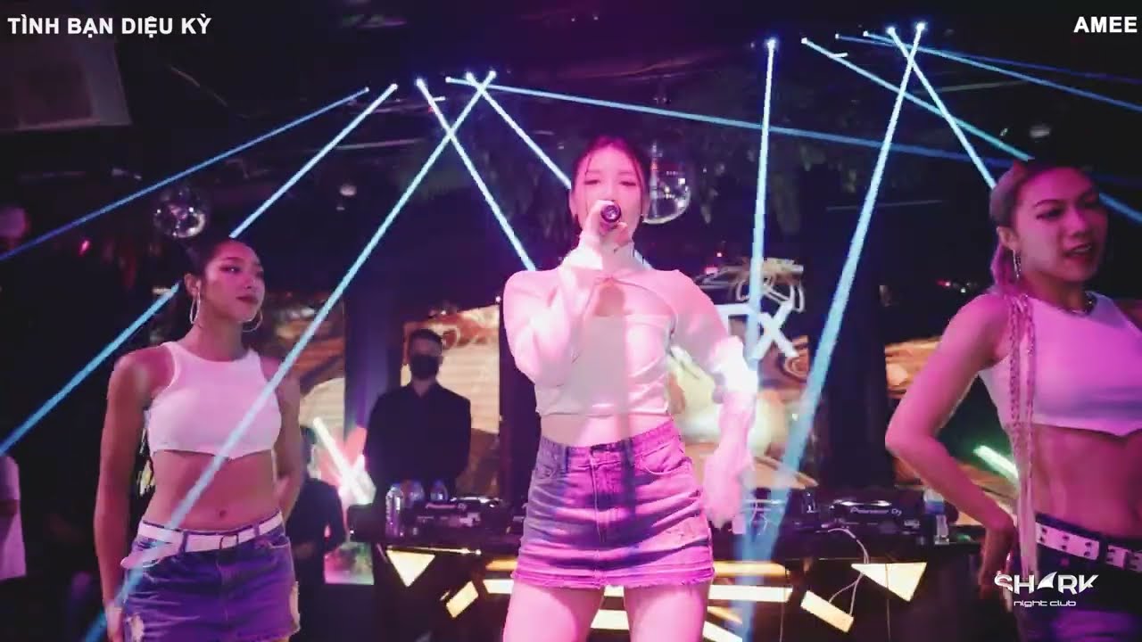 RECAP "CÔNG CHÚA" AMEE @SHARK CLUB | Đưa Tay Đây Nào, Mãi Bên Nhau Bạn Nhé | @Huy DX - YouTube