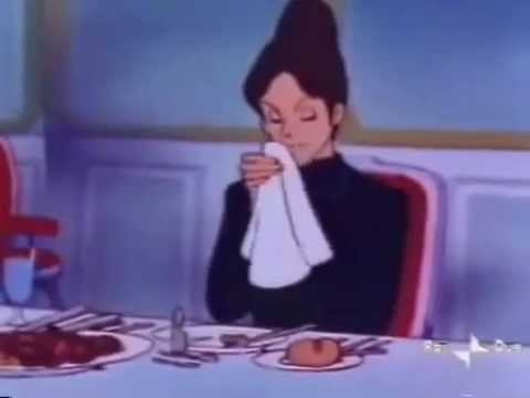 Heidi prende la carne con le mani