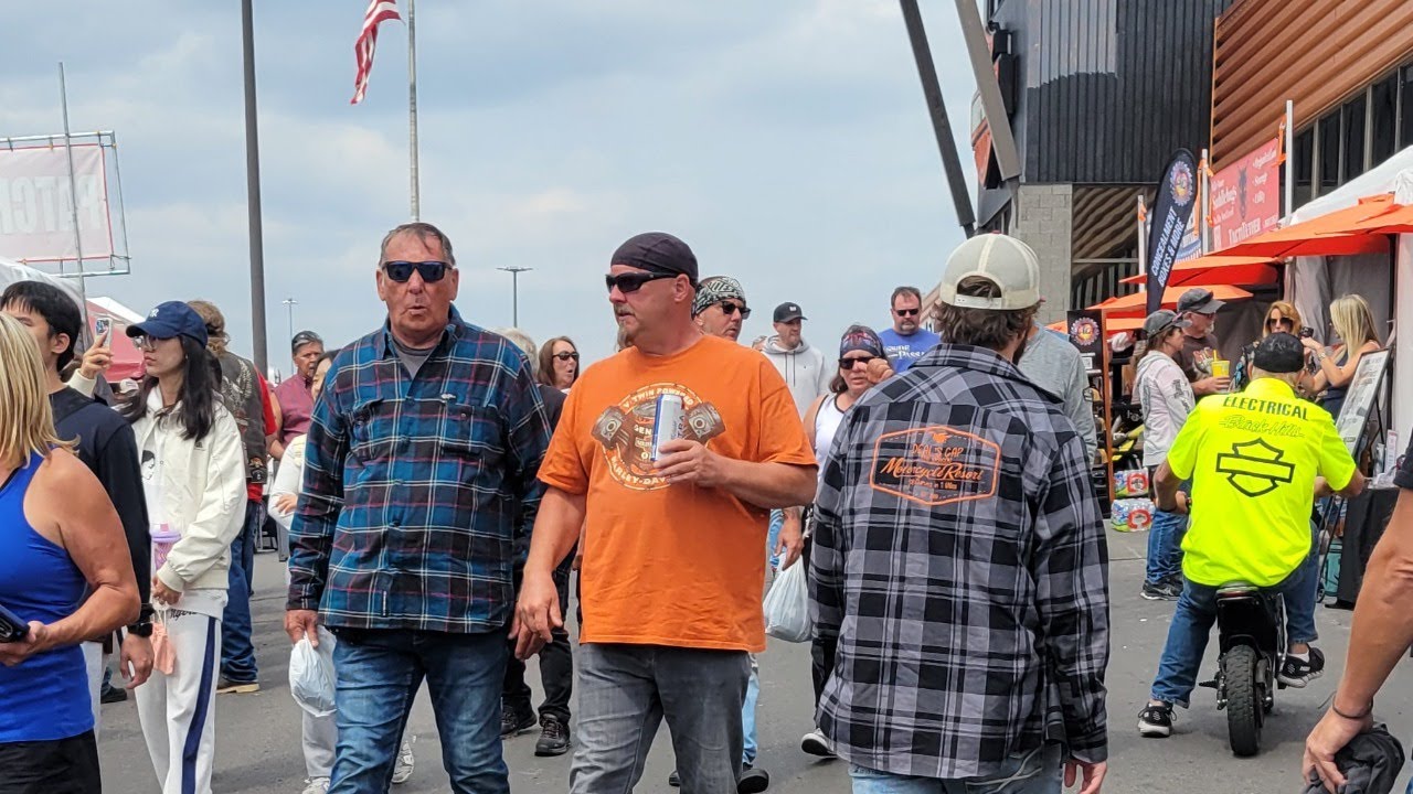 Live Stugis Rally Black Hills Harley Davidson Raly exit 55 - YouTube