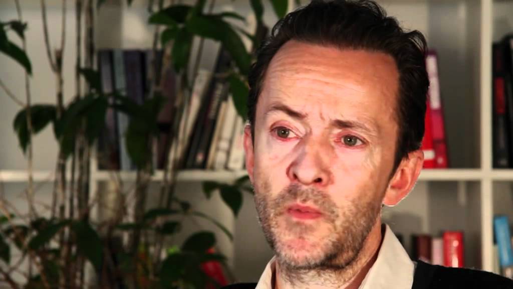 "En morgen var jeg forfatter!" - Interview med Kim Fupz Aakeson - YouTube